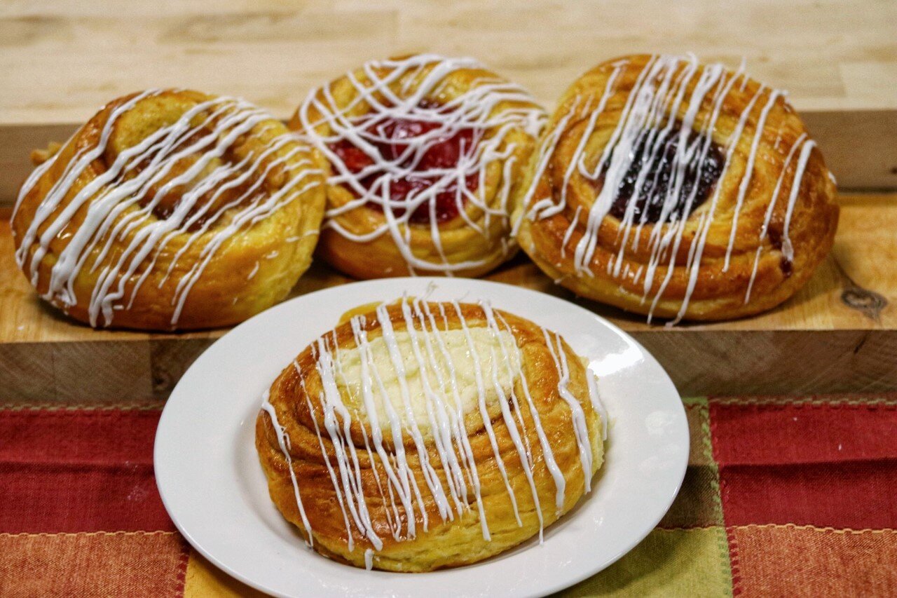 Danish, Lg 5" Cherry - Bagged & Labeled (12PK) | M.C. Bread Distributor Co.